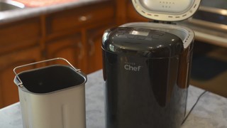 MASTER Chef Bread Maker w/ 12 Digital Functions, Black, 2lb Canadian Tire